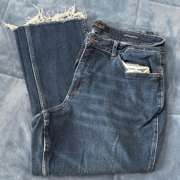 Judy Blue | Jeans | Judy Blue Classic Blue Cropped Denim | Poshmark